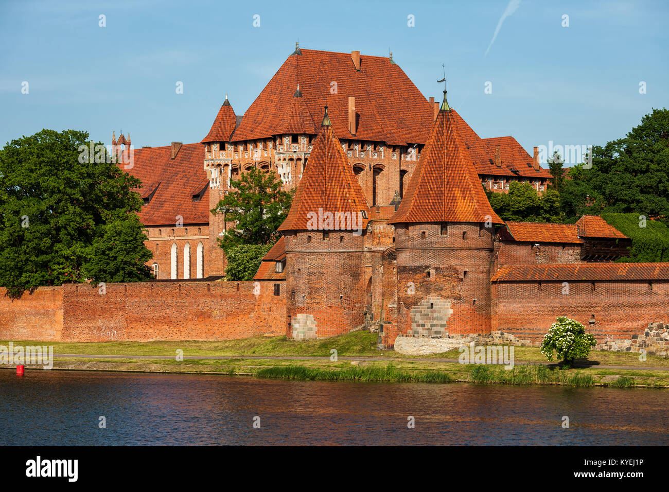 The Malbork Castle in Poland at Nogat river, Order of the Teutonic ...