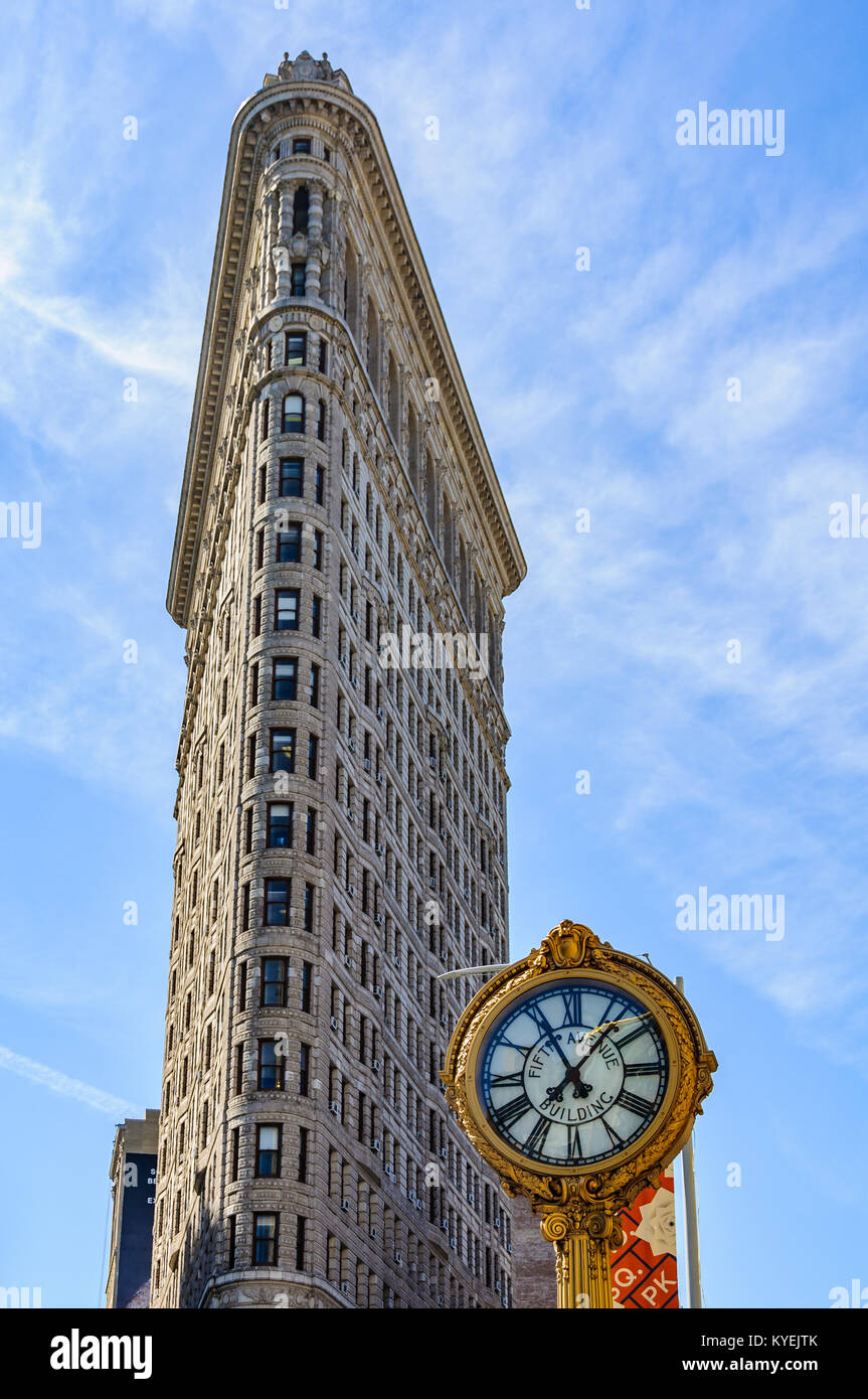 Flatiron building in new york city hi-res stock photography and images ...