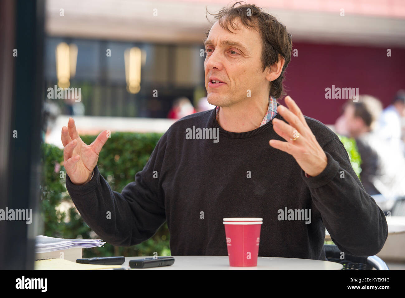 World statesman award hi-res stock photography and images - Alamy