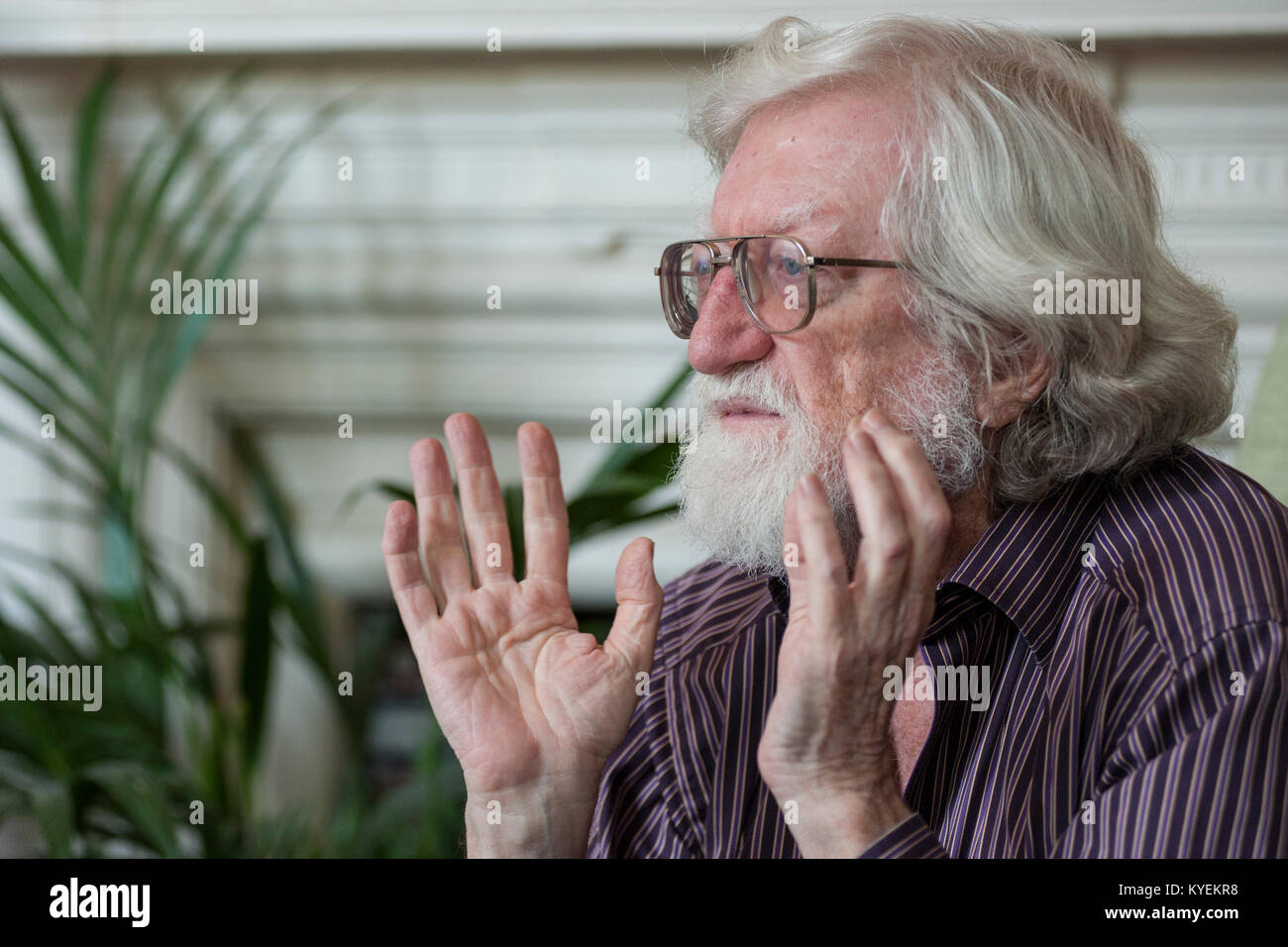 Lecturer university hi-res stock photography and images - Alamy