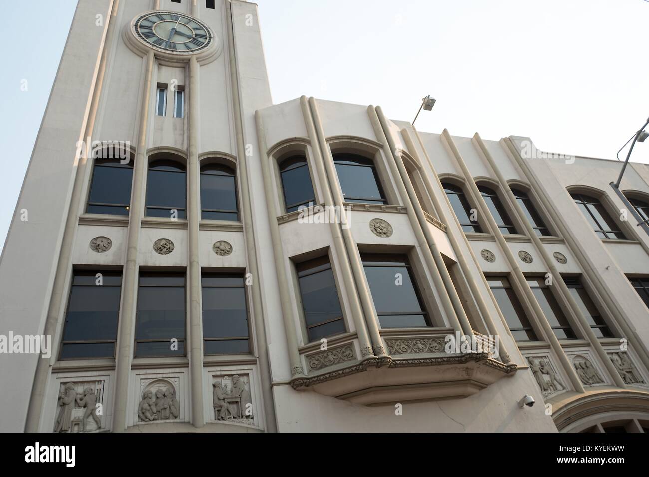 San francisco chronicle building hi-res stock photography and images ...
