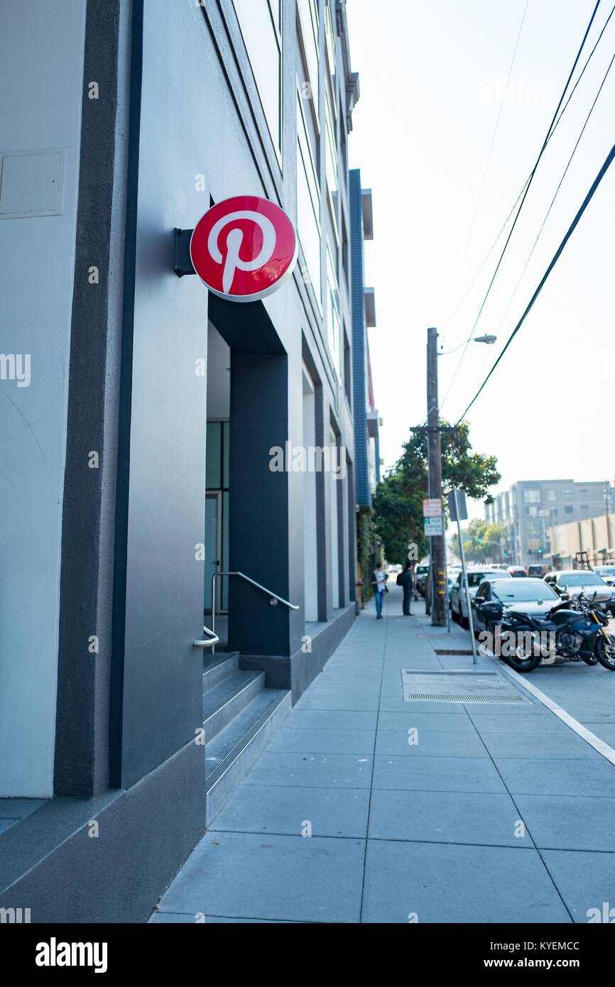 Company headquarters logo sign hi-res stock photography and images - Alamy