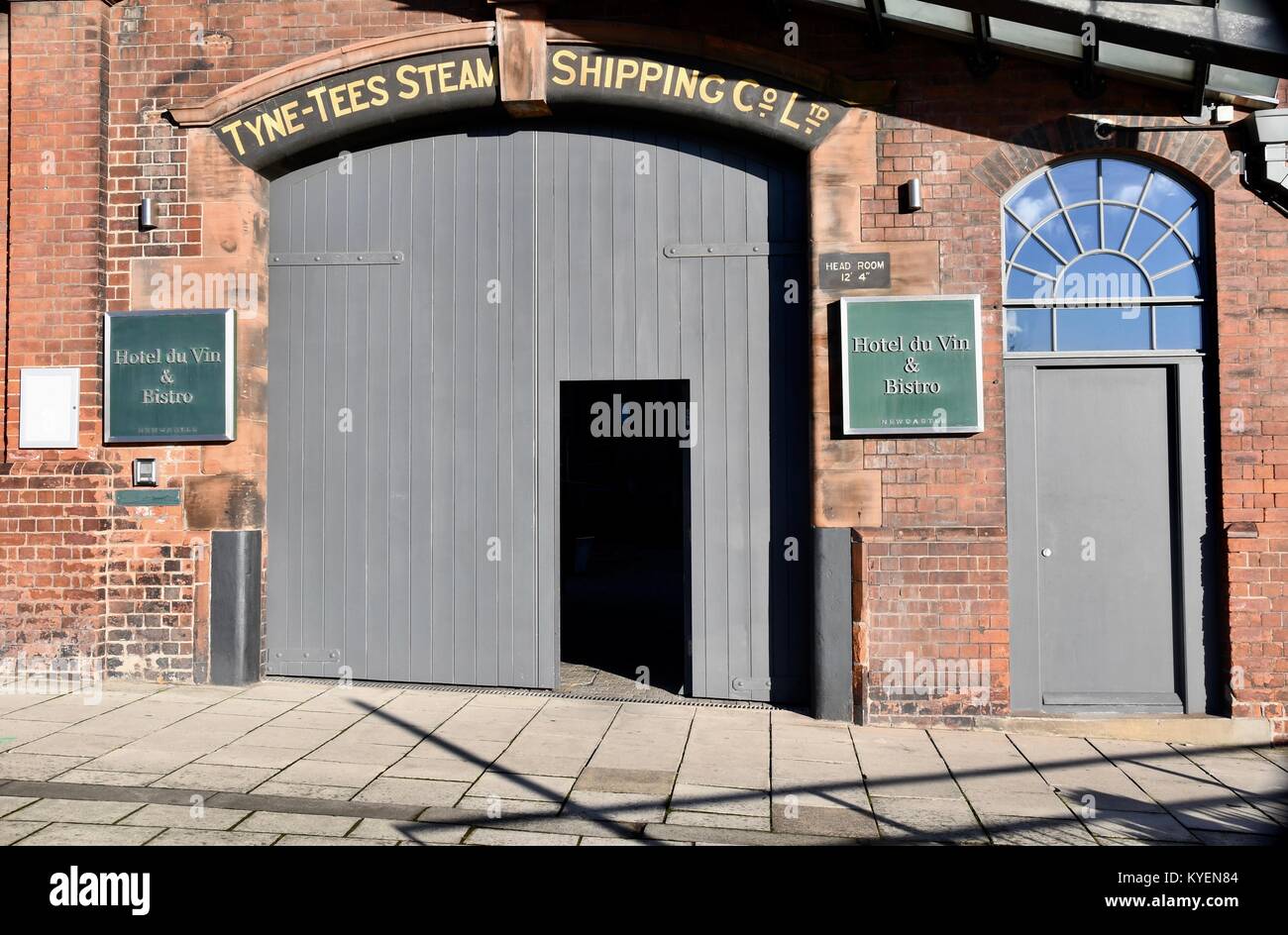 Victorian industrial building hi-res stock photography and images - Alamy