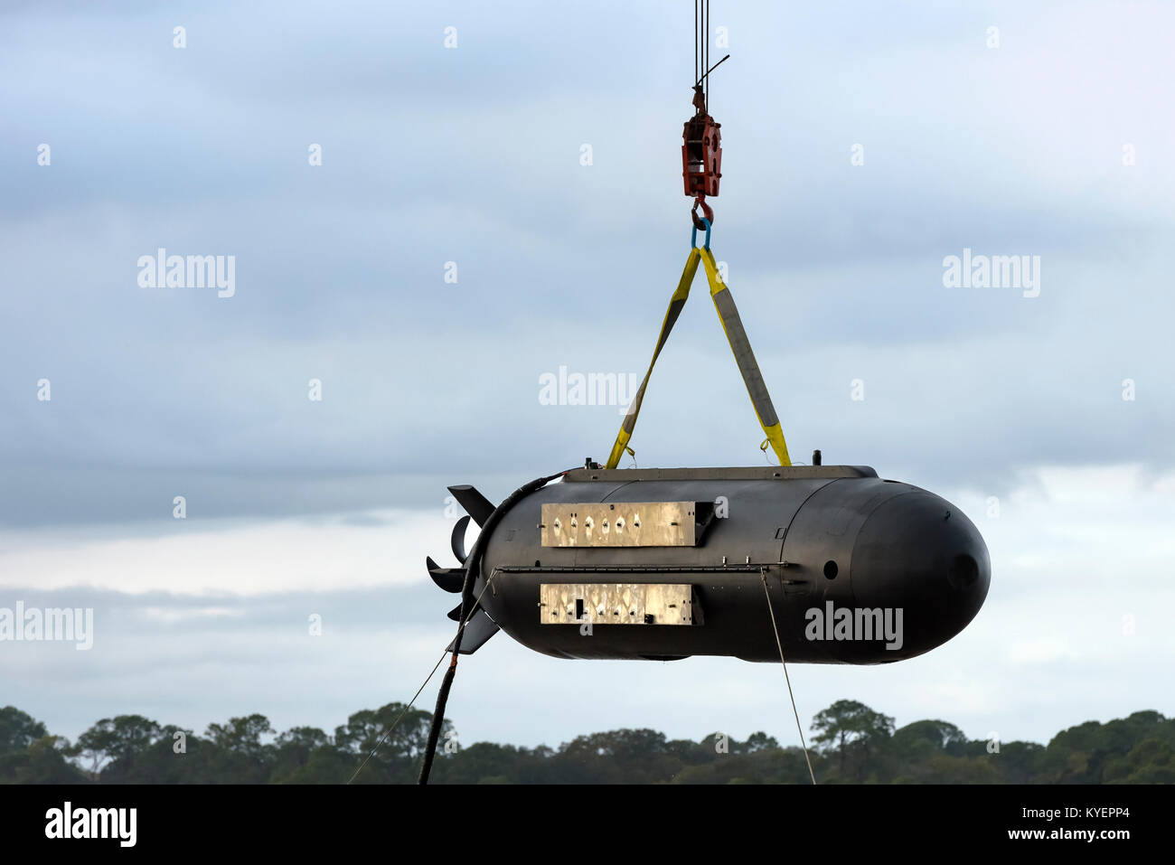 Rov remotely operated vehicle hi-res stock photography and images - Alamy