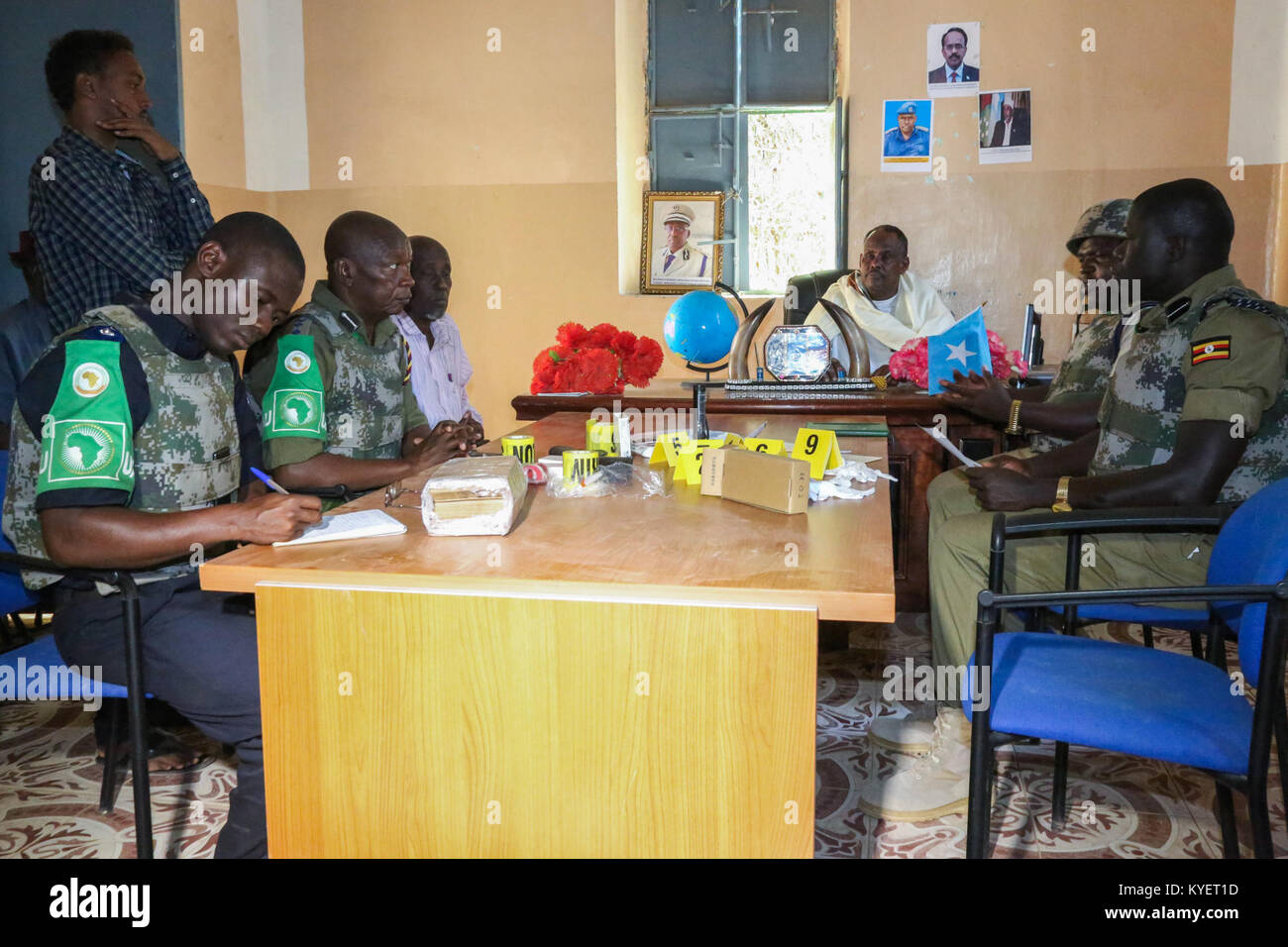 Officers from the African Union Mission in Somalia (AMISOM) participate ...