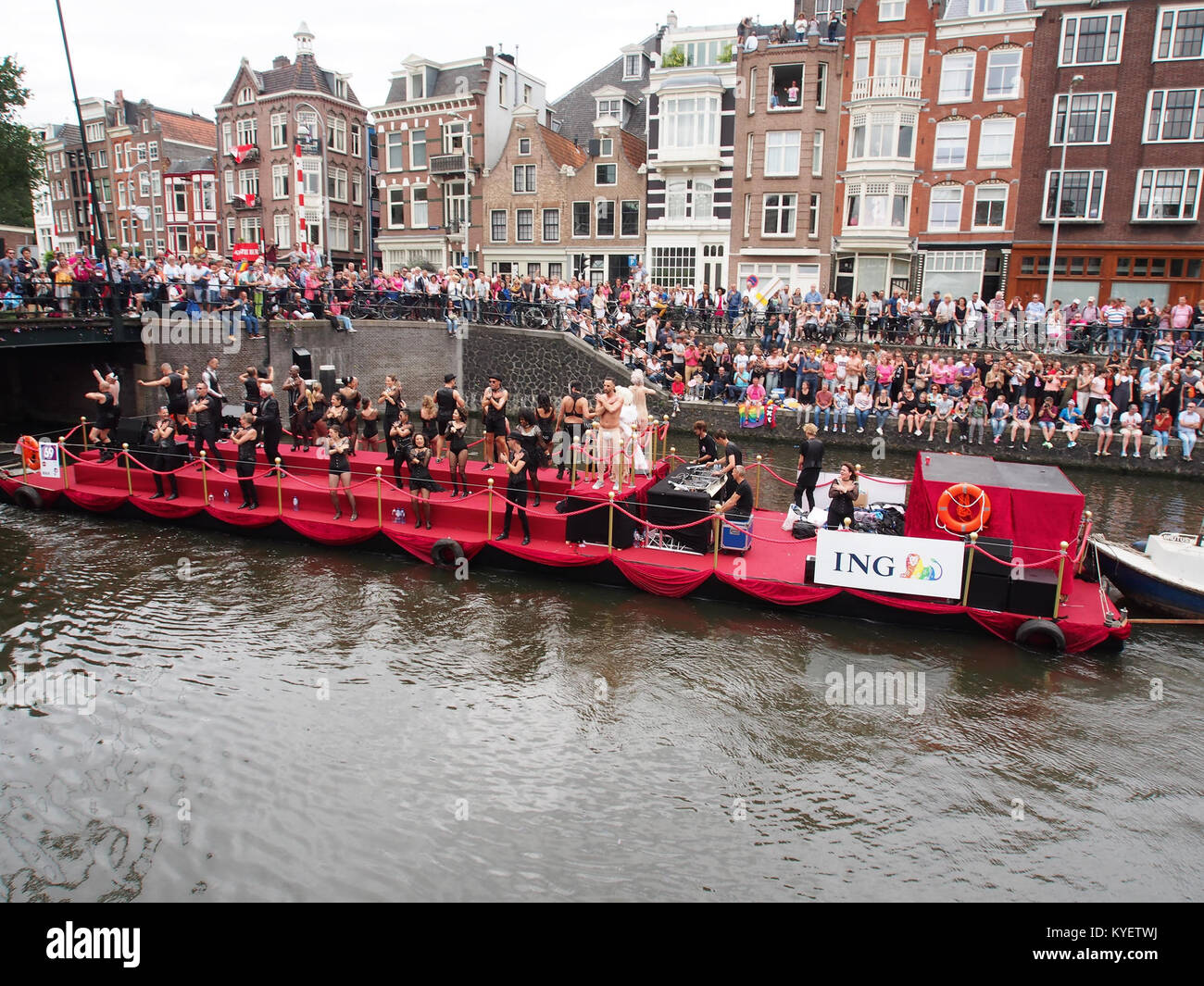 A photograph of Boat 69 'ING Bank' during the 2017 Canal Parade in ...