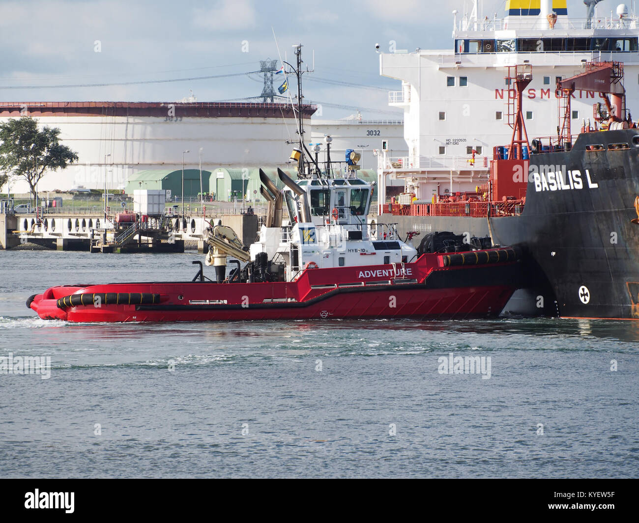 An image of the tugboat Adventure, taken in 2014 while navigating the ...