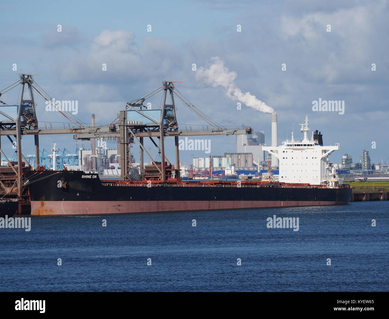 Showcases the sign hi-res stock photography and images - Alamy