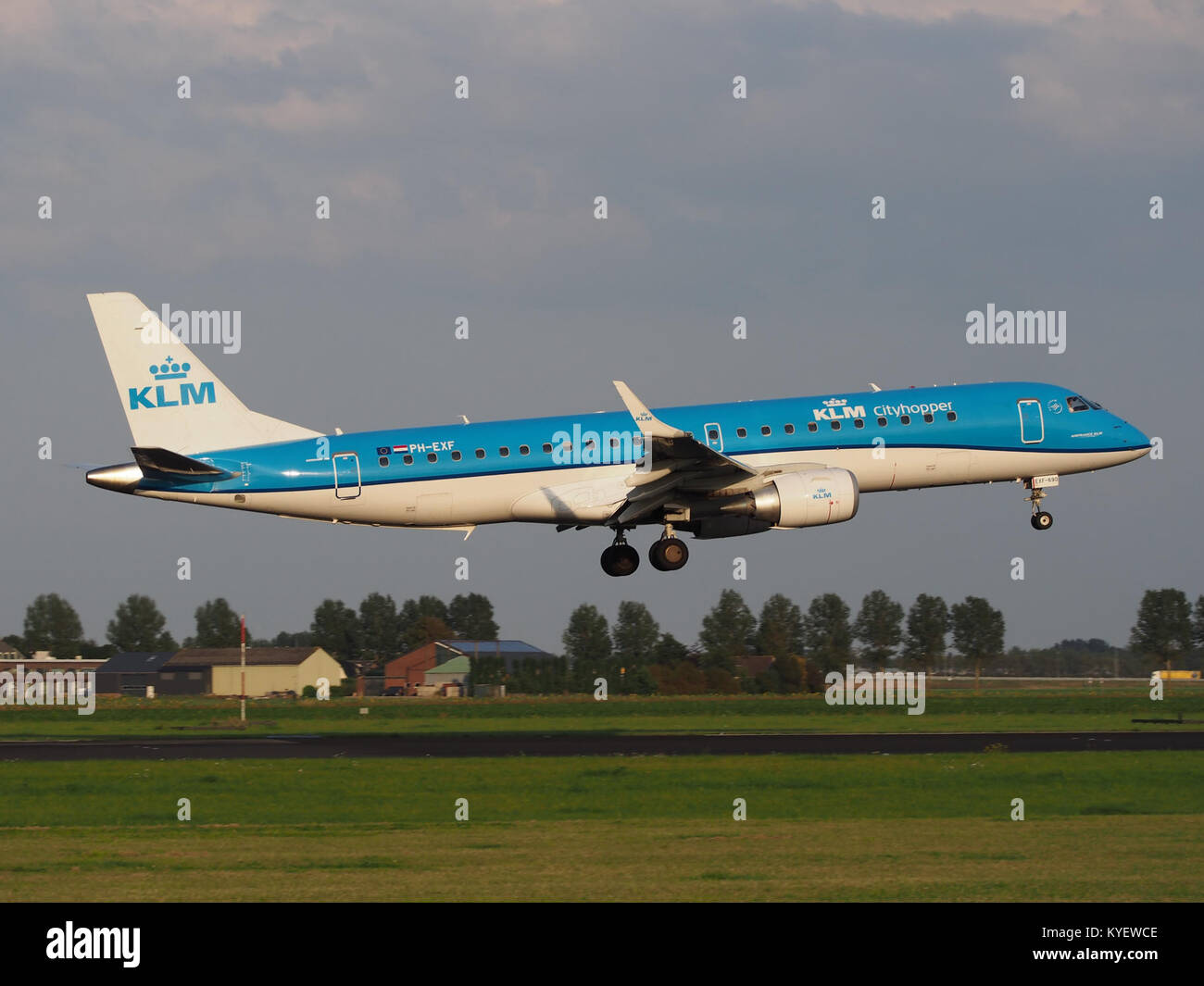 A photograph of the KLM Cityhopper Embraer ERJ-190STD (registration PH ...