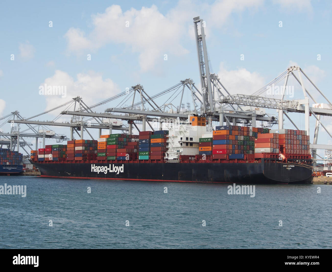 The Kyoto Express, a ship built in 2005, docked in the Port of ...