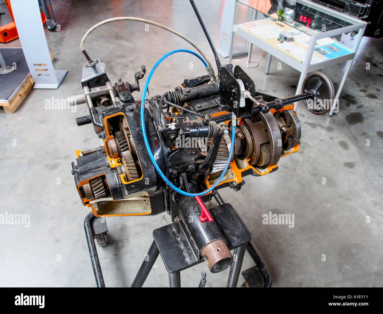 This image from the Unimog Museum features the gear mechanism of an ...