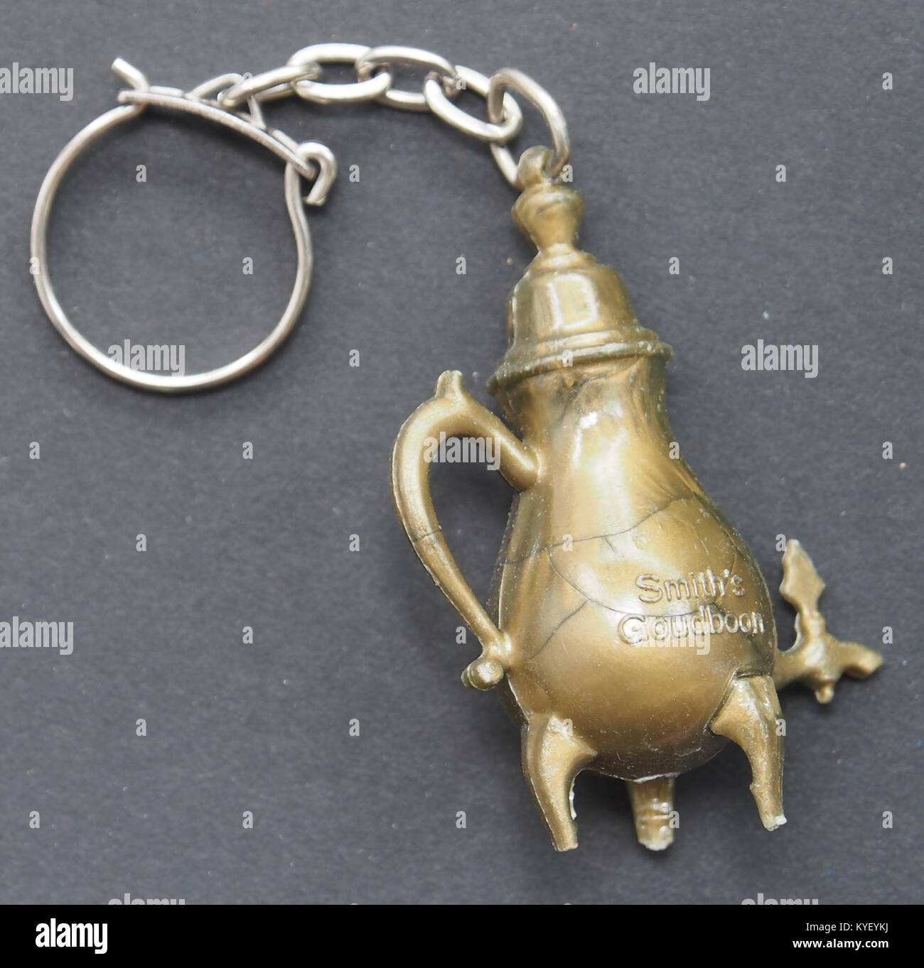 A keychain featuring Smith's Goudboon, a promotional item with branding ...