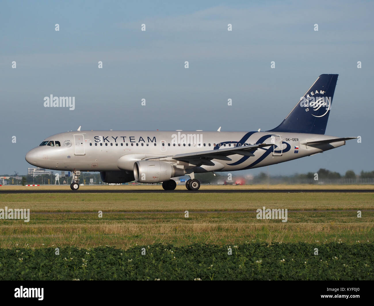 Photograph of the Airbus A319-112 aircraft with registration number OK ...