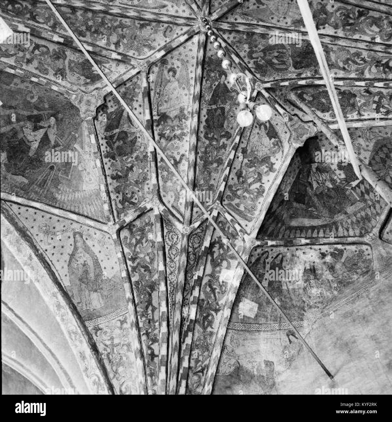 Adjacent walls Black and White Stock Photos & Images - Alamy