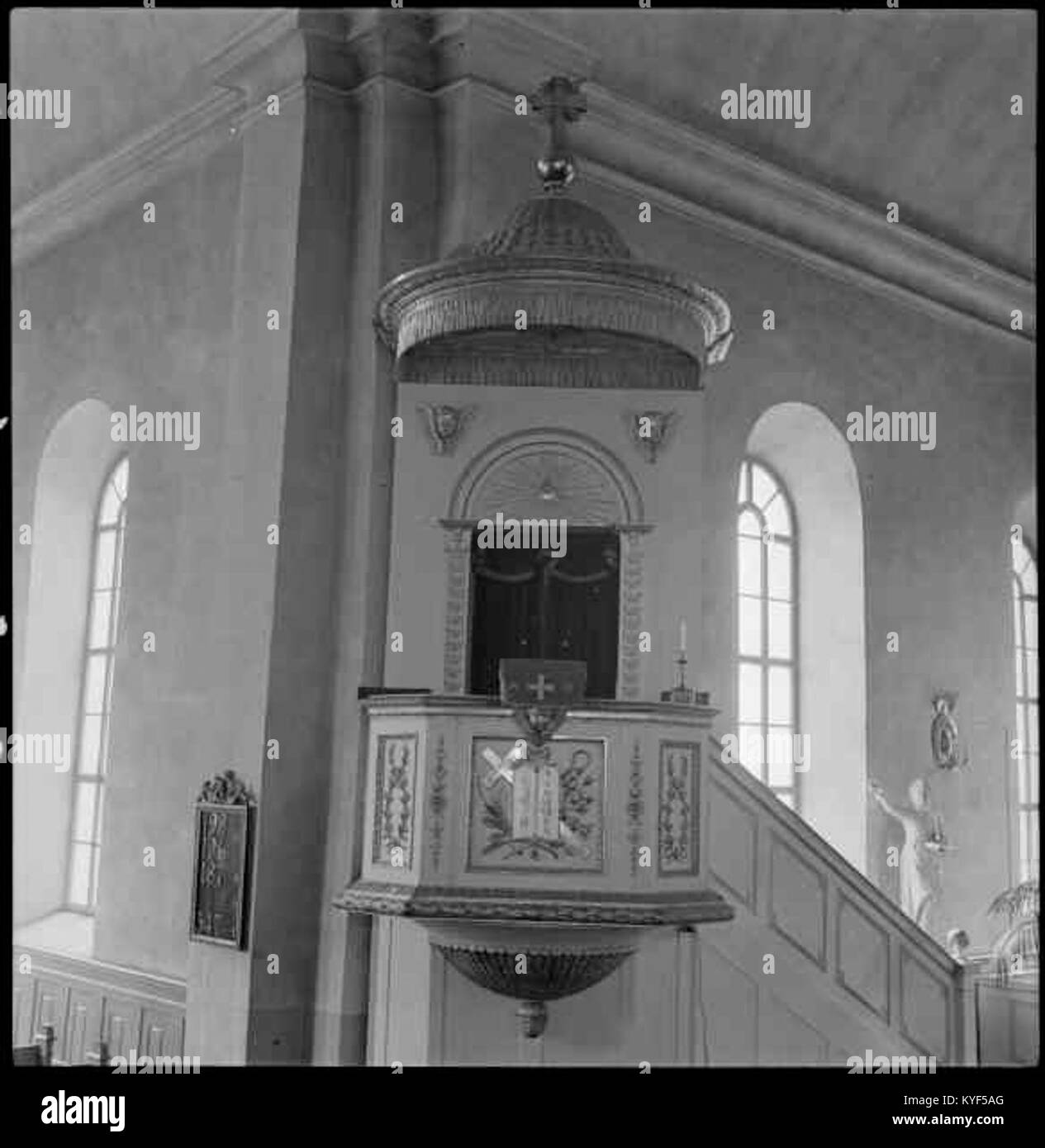 Medieval chapels Black and White Stock Photos & Images - Alamy