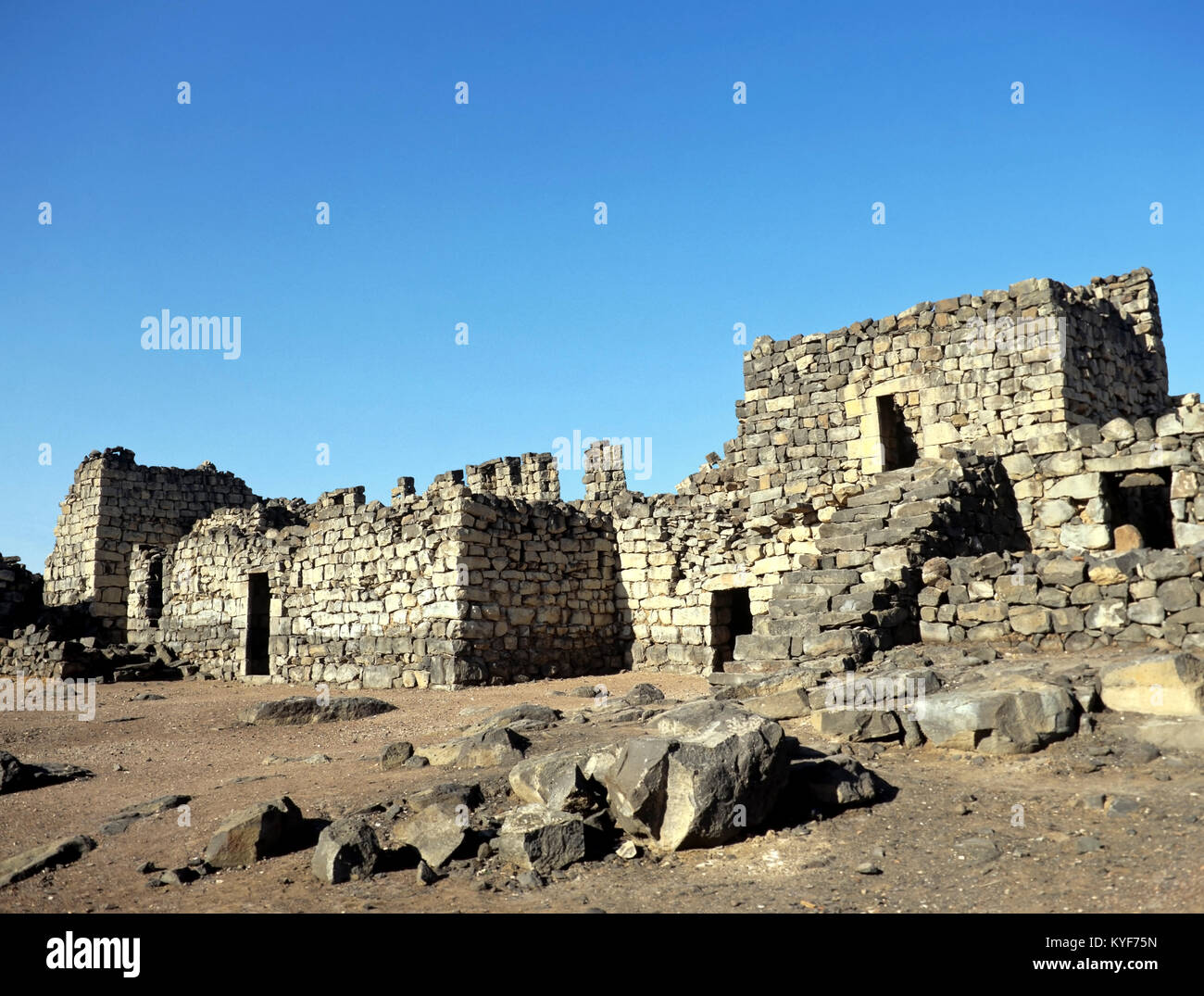 2295. Qasr al Azraq, Zarqa Gov, Jordan Stock Photo - Alamy