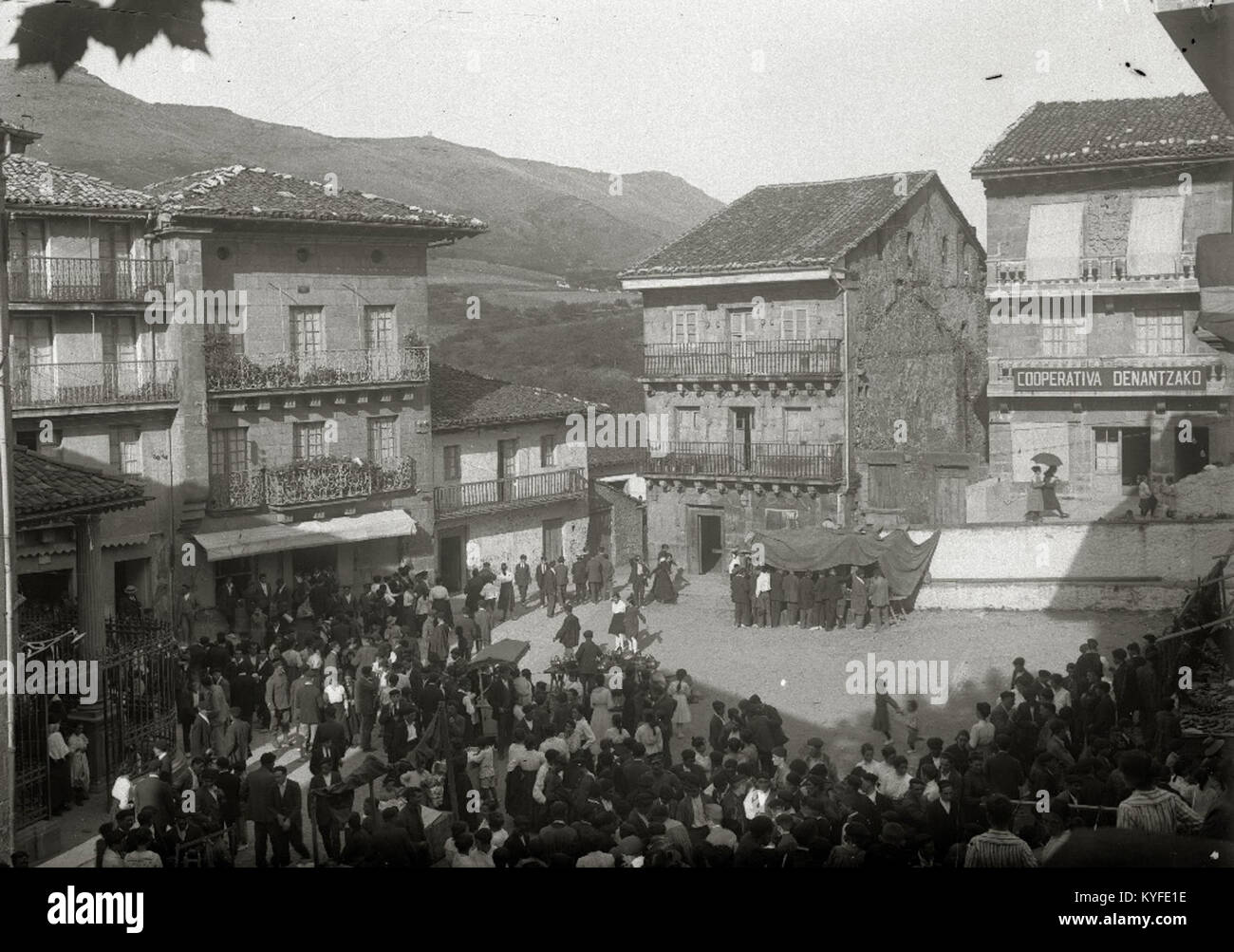 This view shows the Basilica del Santo Cristo and the Lezo Town Hall in ...