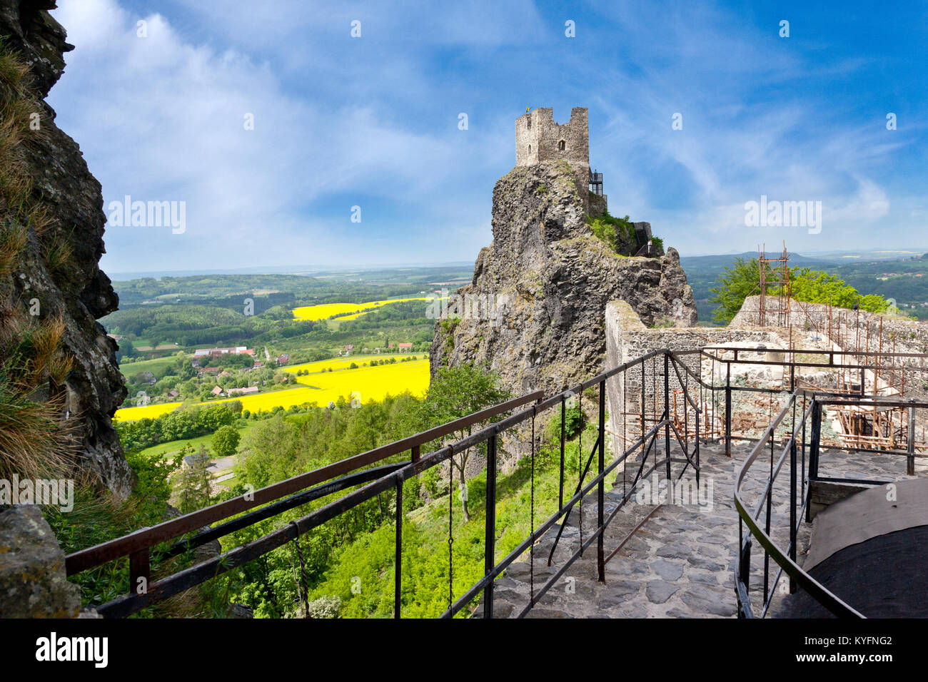 Trosky castle hi-res stock photography and images - Alamy
