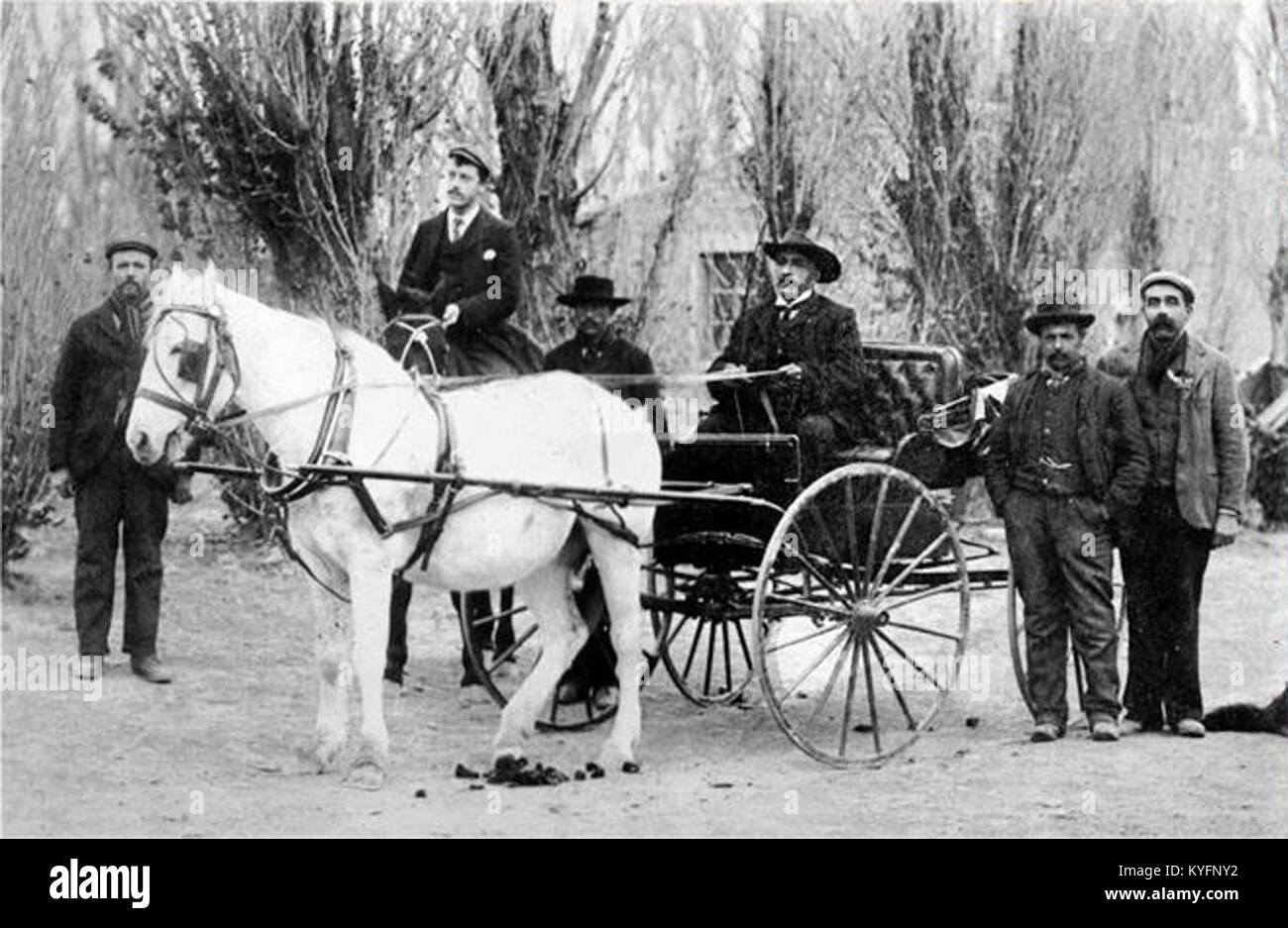 Photograph of Welsh settlers in Gaiman, Chubut, Argentina, 1910 ...