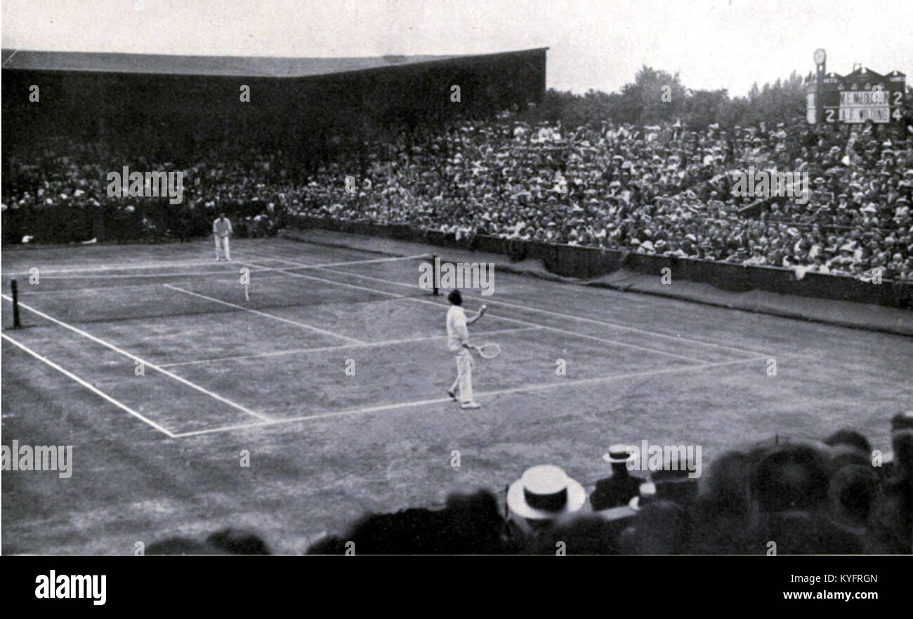 Tennis wimbledon historic hi-res stock photography and images - Alamy