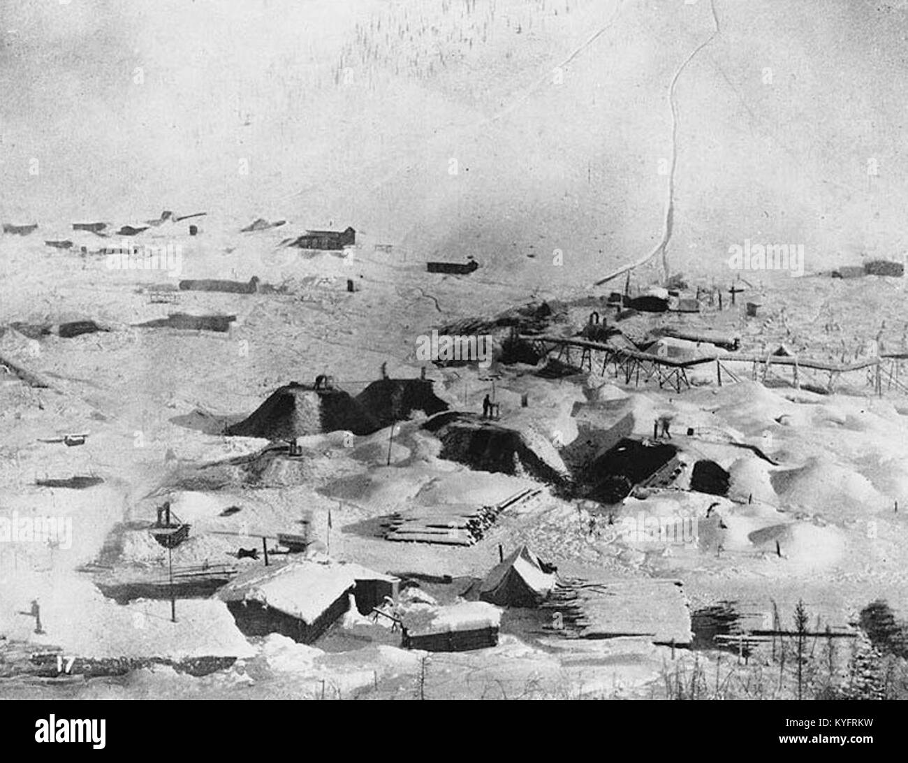 Yukon territory winter Black and White Stock Photos & Images - Alamy