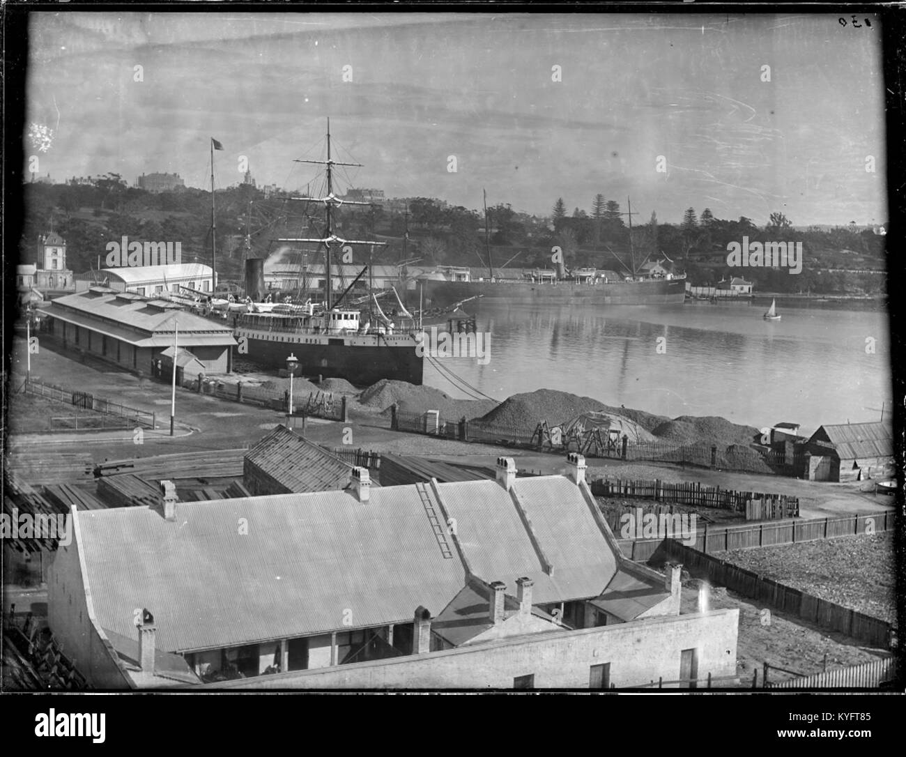 Woolloomooloo bay wharf hi-res stock photography and images - Alamy