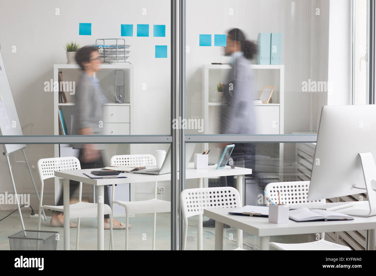 Human figure in motion hi-res stock photography and images - Alamy