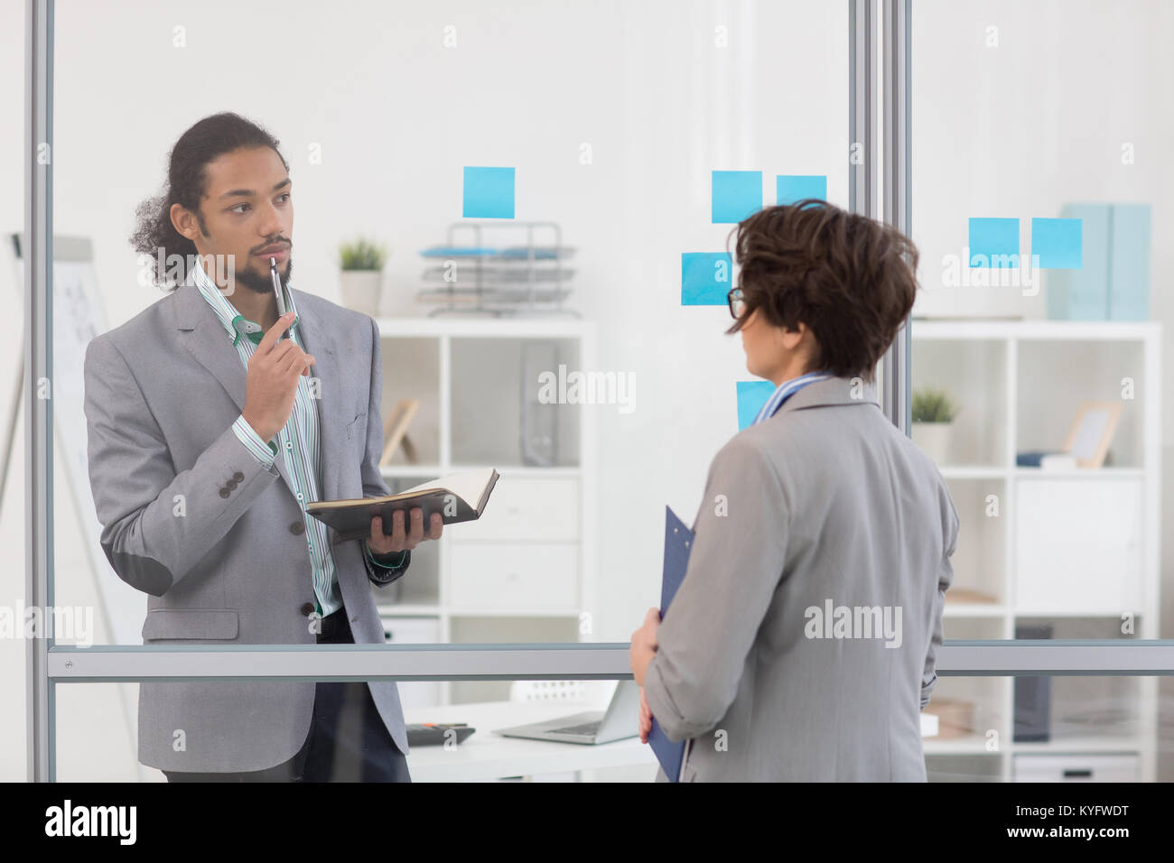 Reading notes on board Stock Photo - Alamy