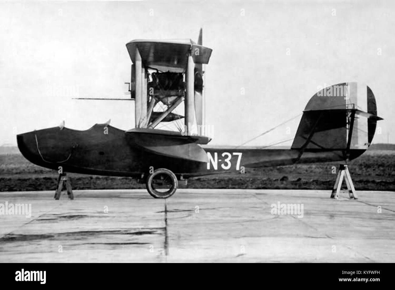 Norman Thompson N.1B (N37) Admiralty Stock Photo - Alamy