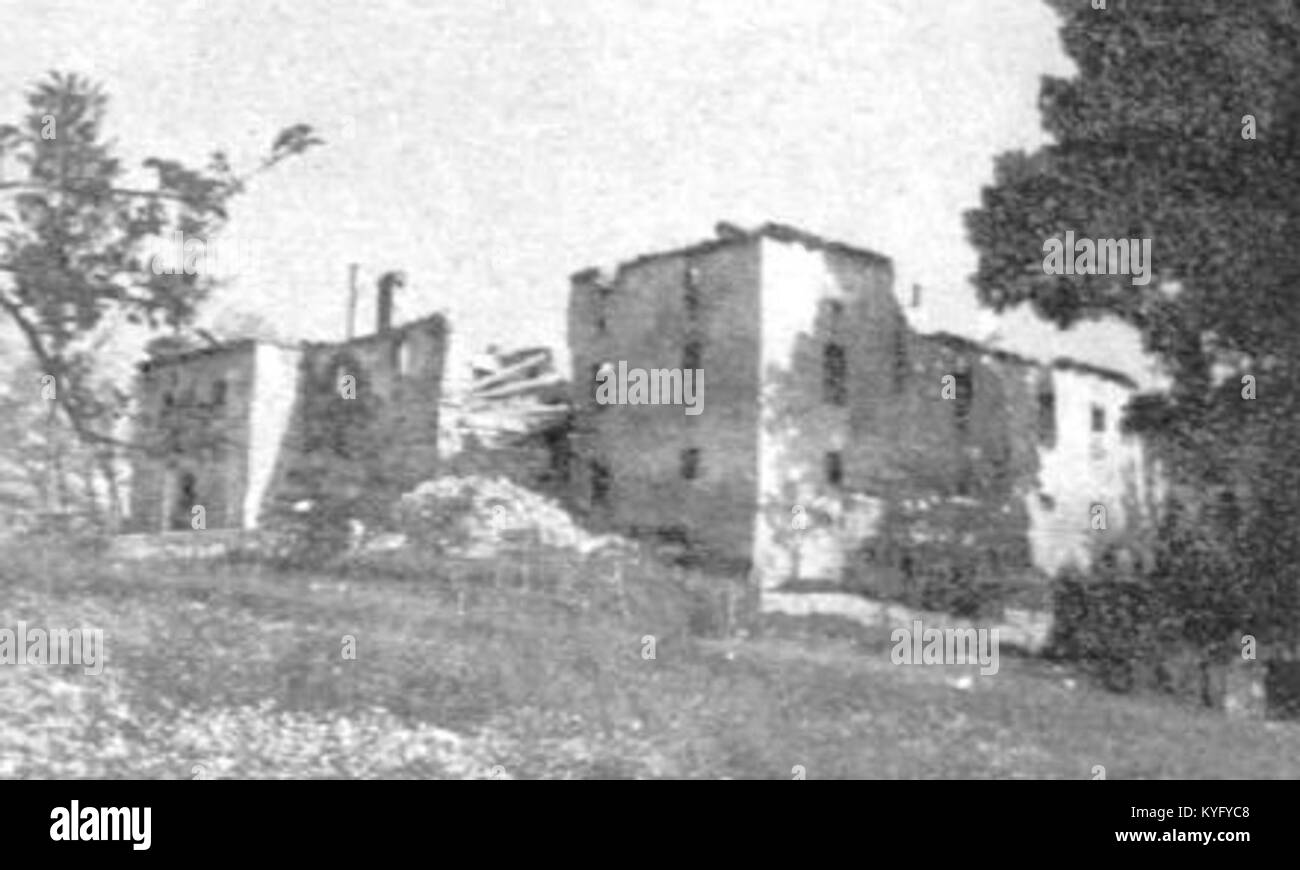 Požgani grad v Šentrupertu Stock Photo - Alamy