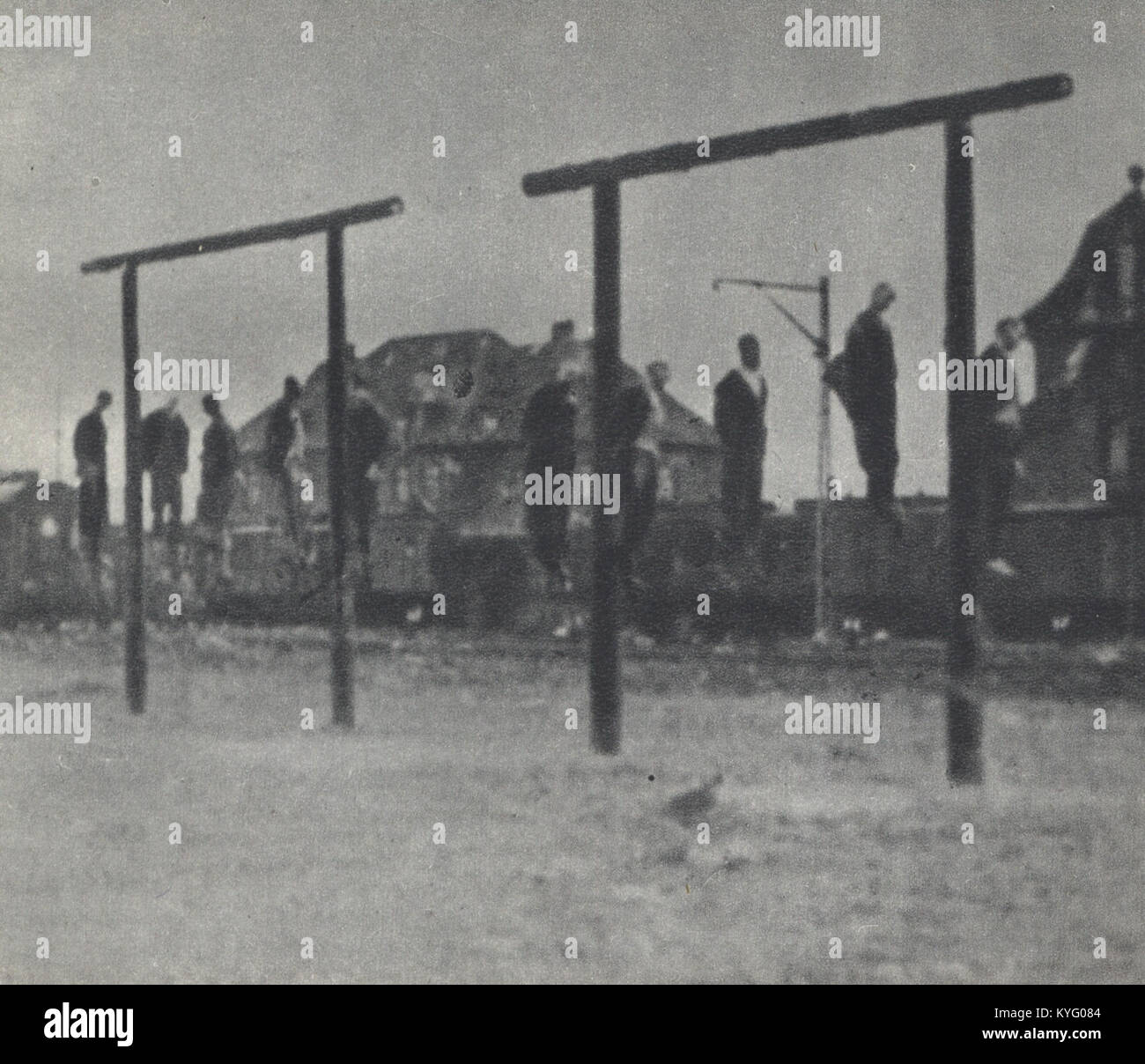 This image depicts Polish hostages executed by hanging at Szczęśliwice ...