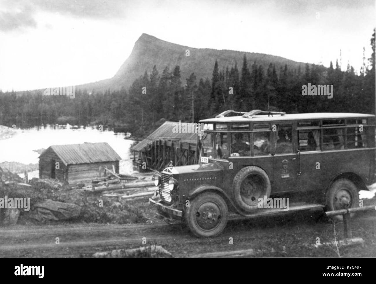 Early 1900s mail delivery hi-res stock photography and images - Alamy