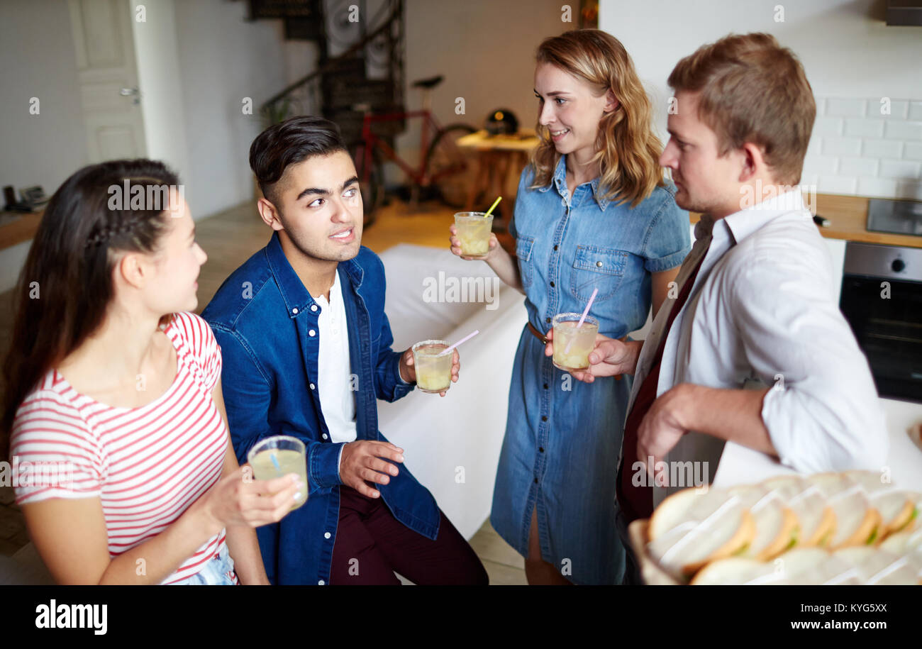 Two sweethearts hi-res stock photography and images - Alamy