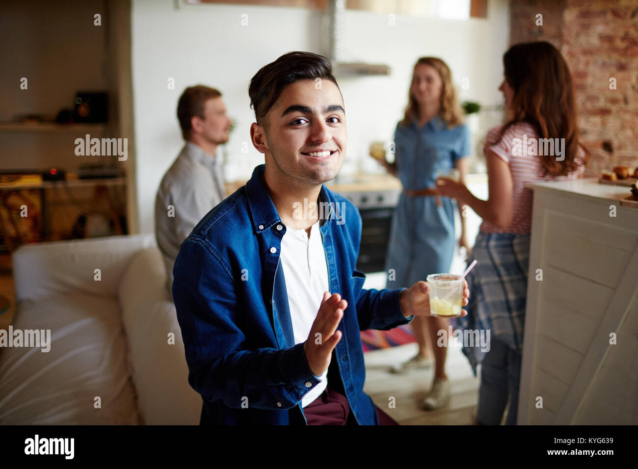 At home group hi-res stock photography and images - Alamy