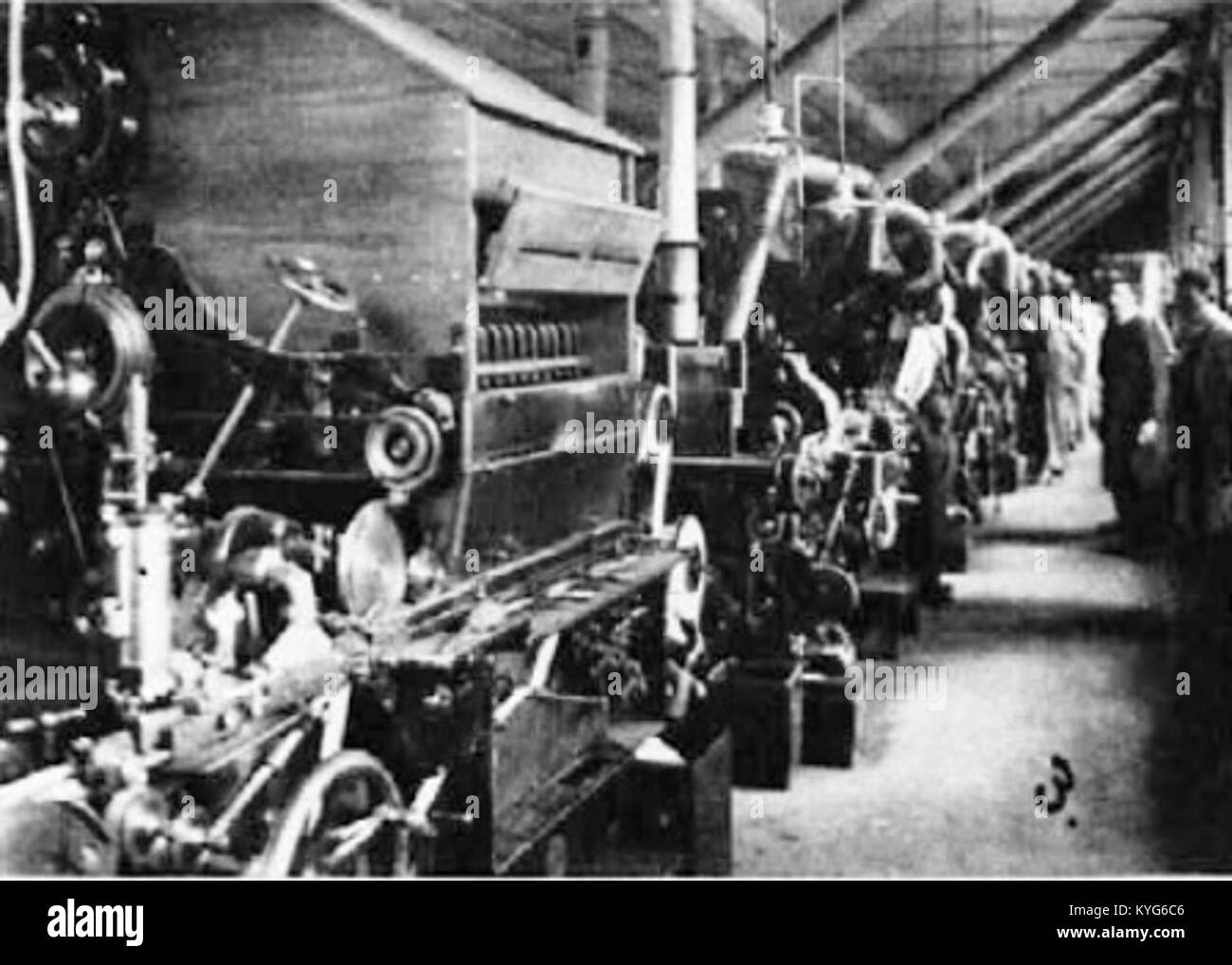 Tobacco products manufacturing hi-res stock photography and images - Alamy