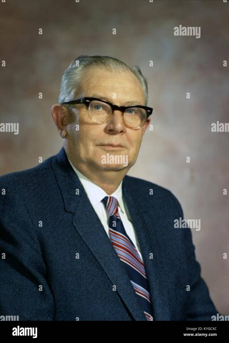 L helmut hi-res stock photography and images - Alamy