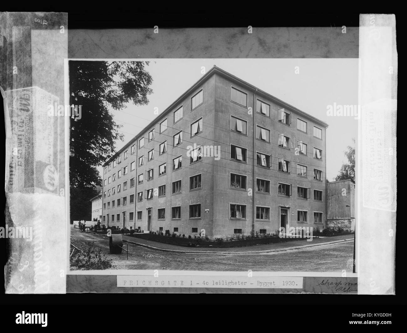 Documenting style Black and White Stock Photos & Images - Alamy