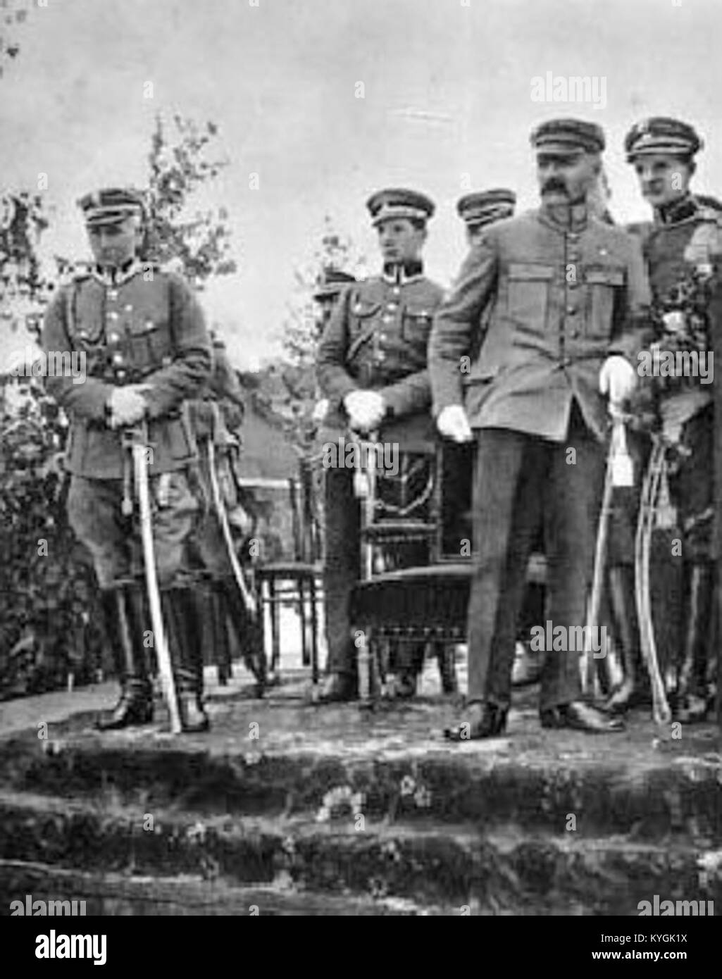 Portrait of Rydz Wieniawa Piłsudski showing facial features, attire ...