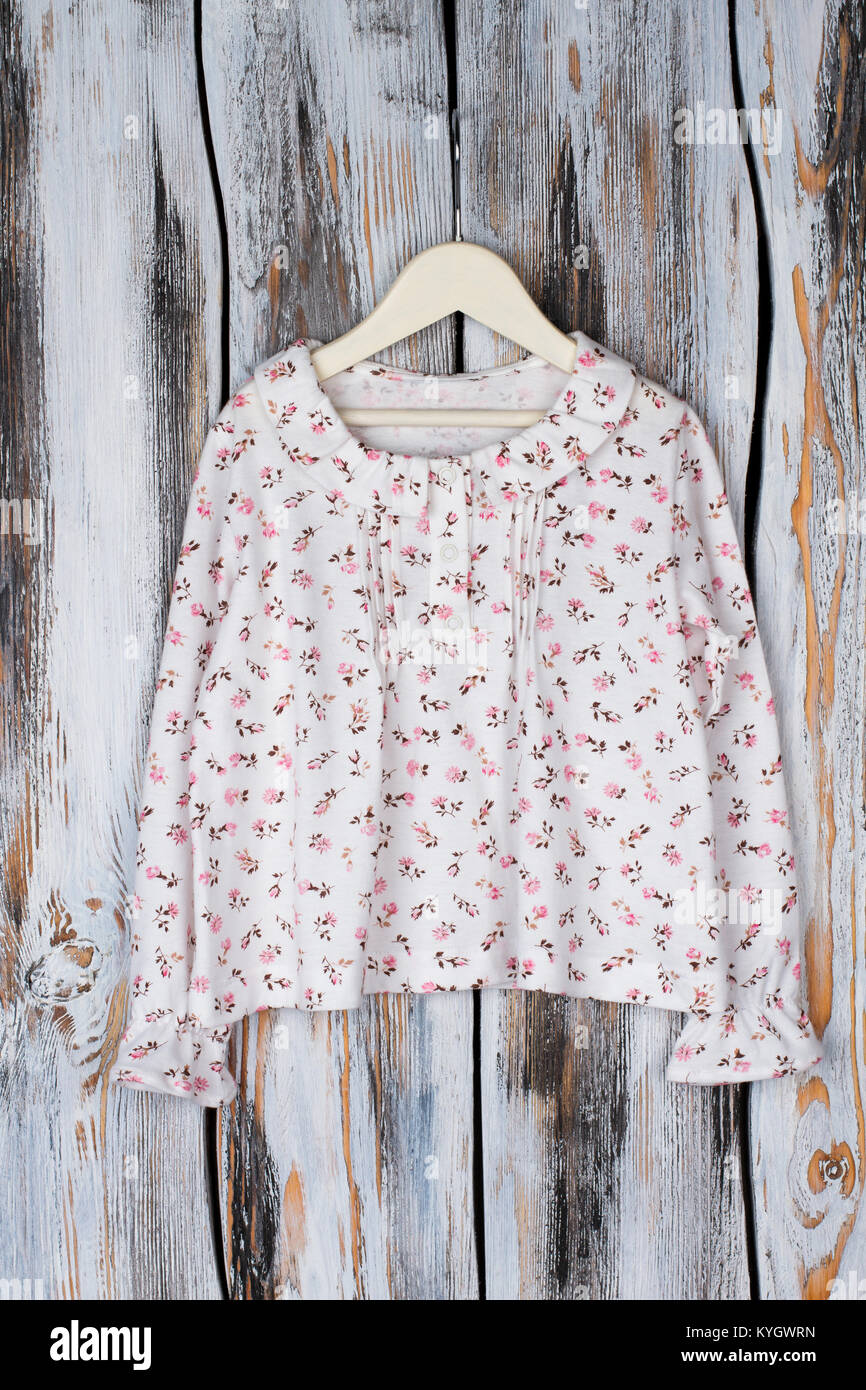 Ruffle collar hi-res stock photography and images - Alamy