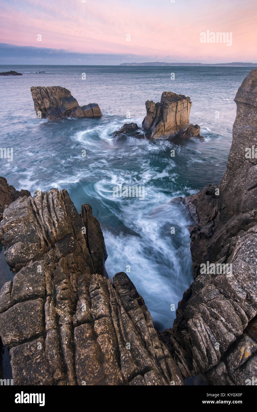 Pans rocks hi-res stock photography and images - Alamy