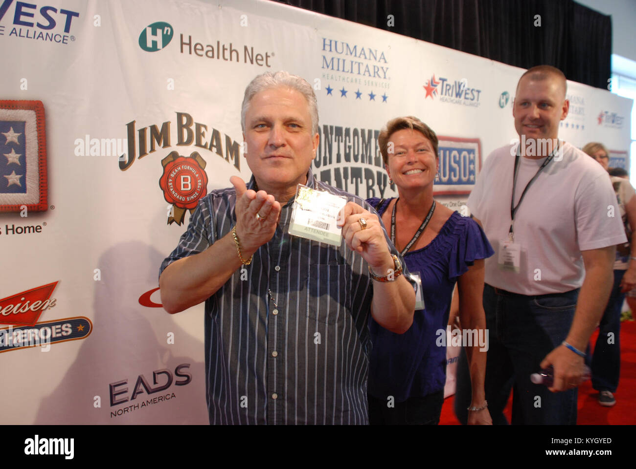 US National Guard personnel with families and friends at country music ...