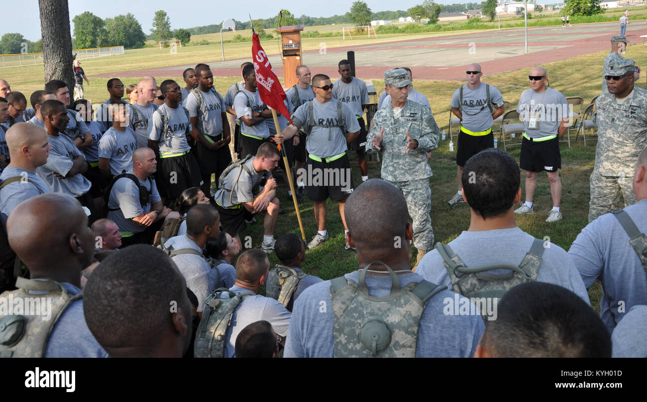CAMP ATTERBURY, Ind. -- Kentucky Guardsmen of the 149th Maneuver ...