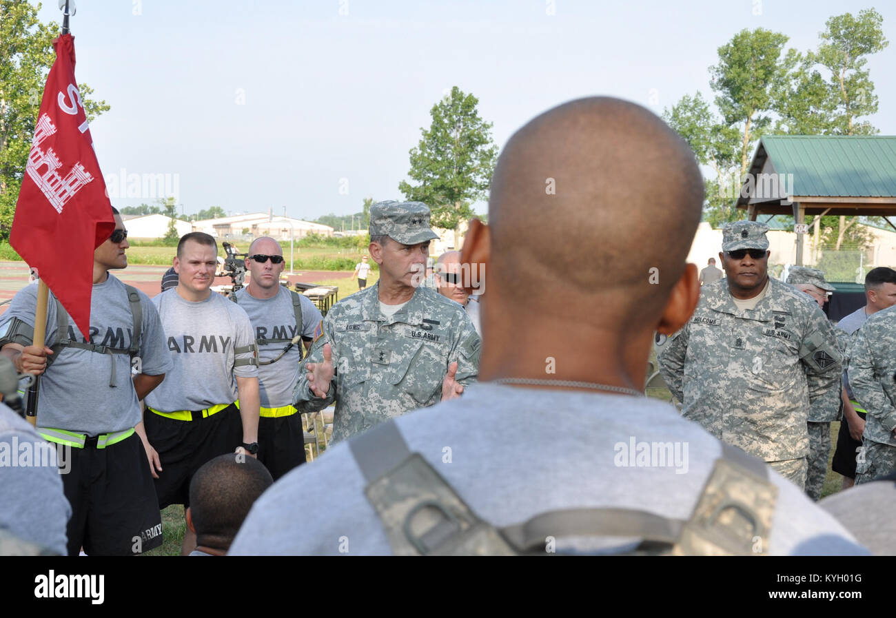 CAMP ATTERBURY, Ind. -- Kentucky Guardsmen of the 149th Maneuver ...