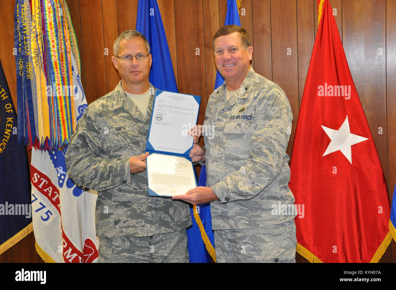 State command chief master sergeant hi-res stock photography and images ...