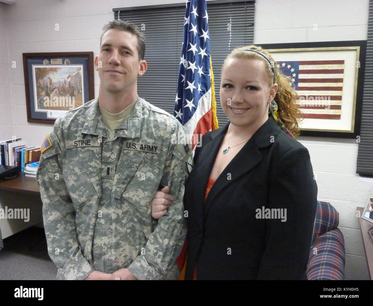 US military awards and promotion ceremony. Taking the oath Stock Photo ...