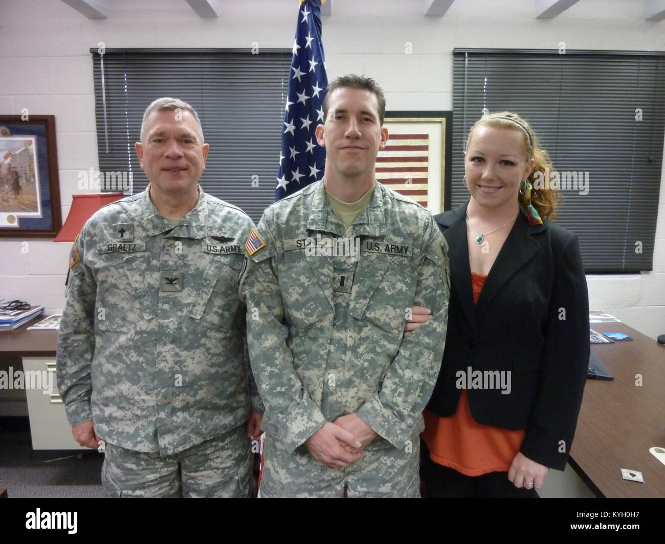 US military awards and promotion ceremony. Taking the oath Stock Photo ...