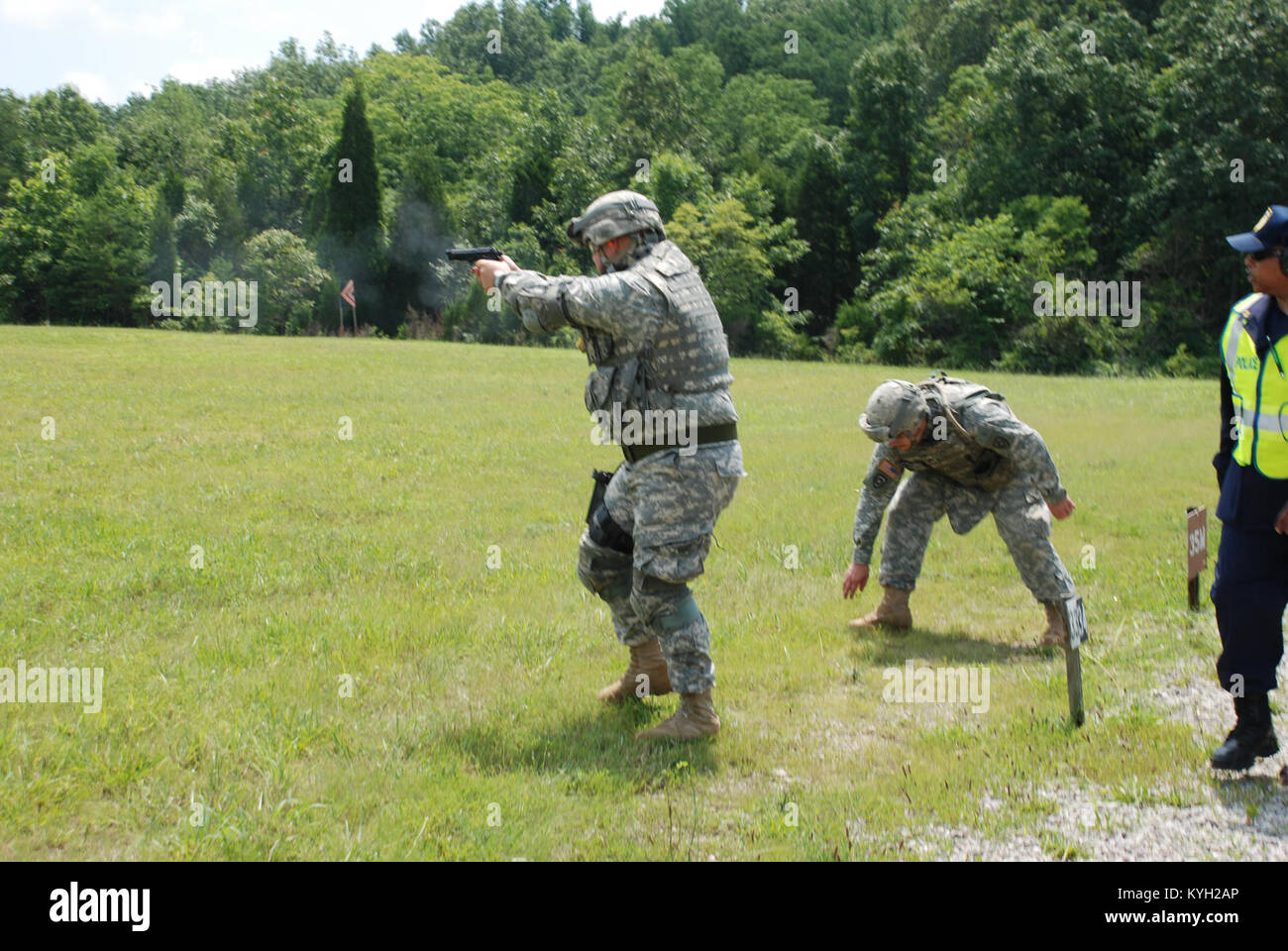 US military army National Guard small arms pistol training Stock Photo ...