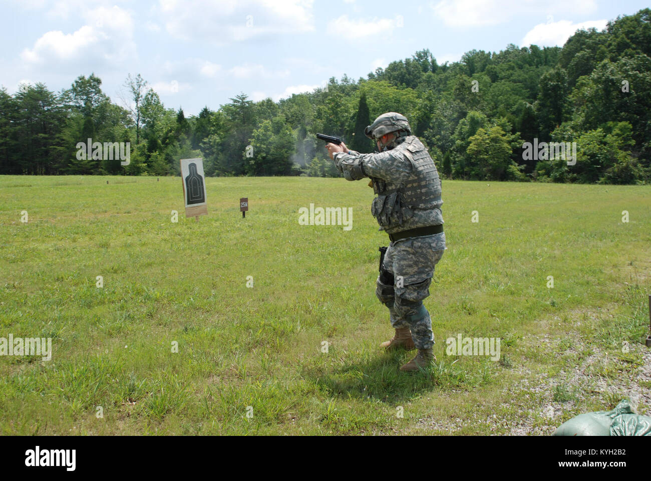US military army National Guard small arms pistol training Stock Photo ...