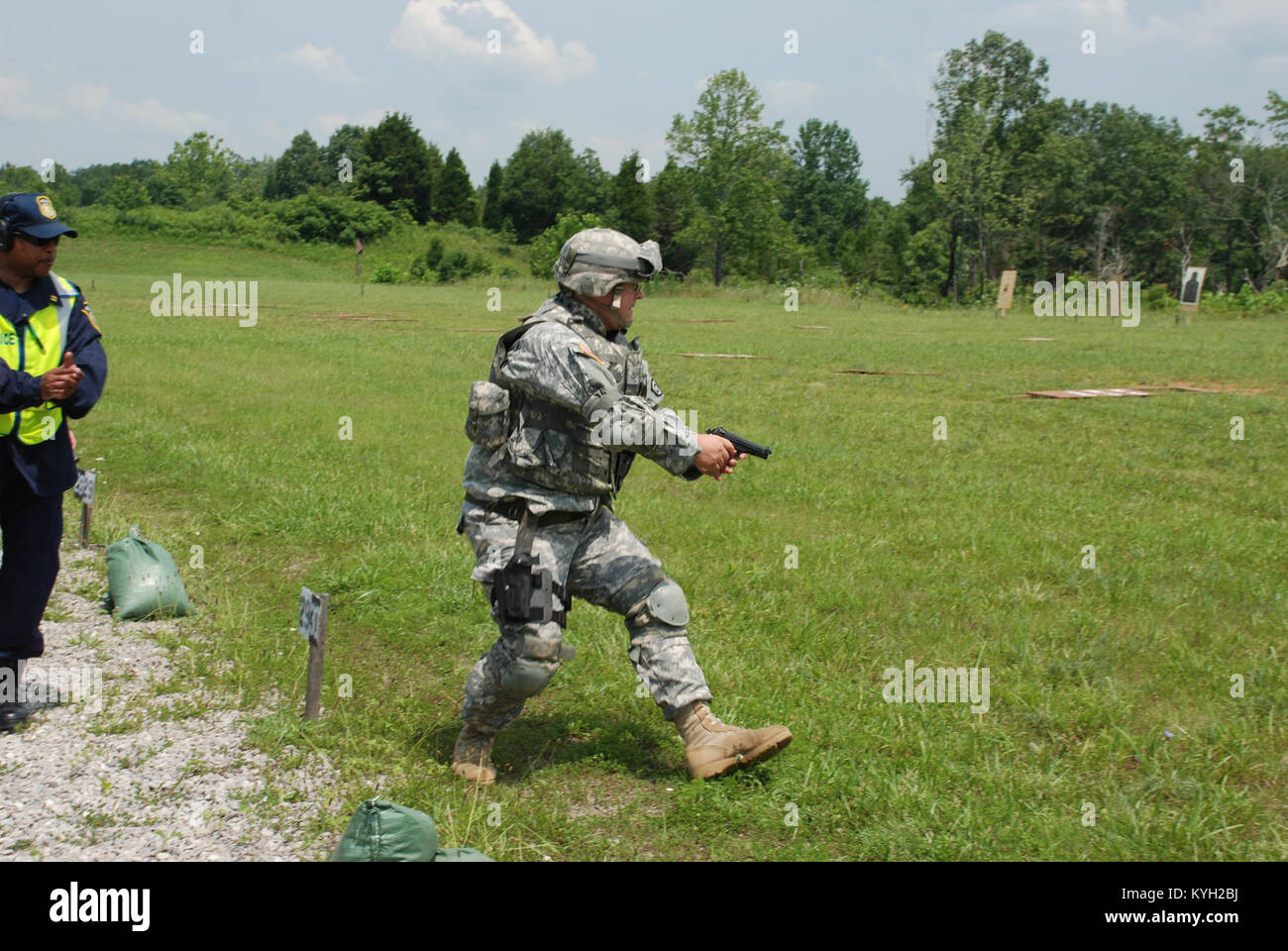 US military army National Guard small arms pistol training Stock Photo ...