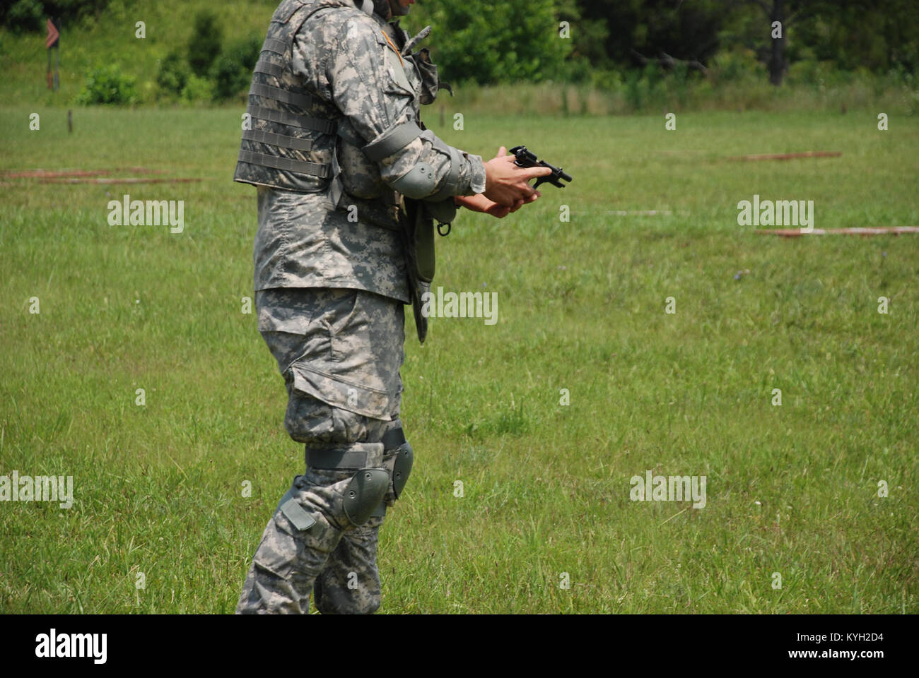 US military army National Guard small arms pistol training Stock Photo ...